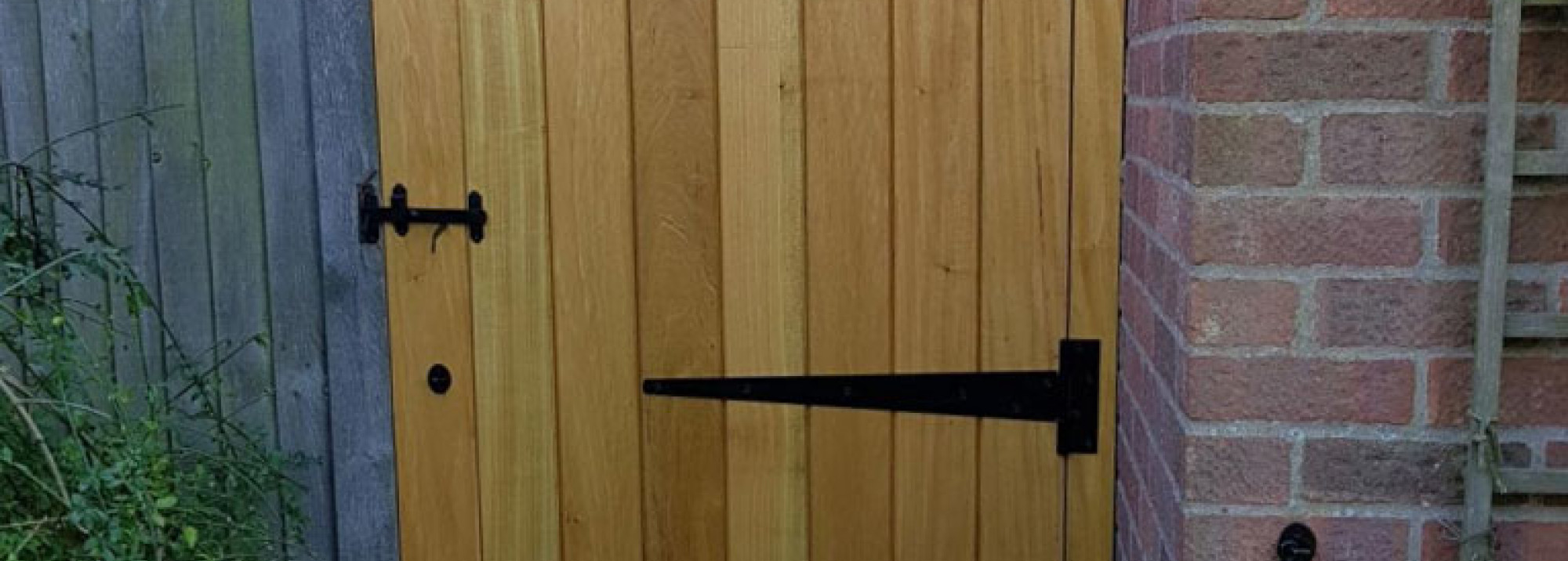 Made to Measure Timber Gates for Driveways, Gardens & Side Entrances